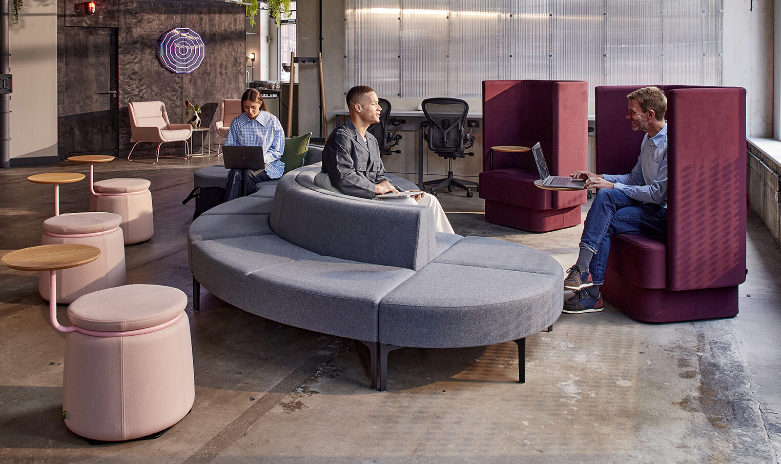 The Role of Contract Furniture in Creating Functional Work Environments ...